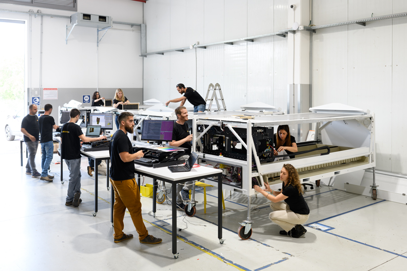 saar safra beewise 1 – Jonathan Bloom Photographer